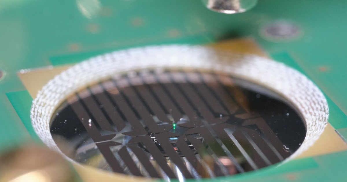 Räumlicher Blick auf einzelne Atome • pro-physik.de - Das Physikportal