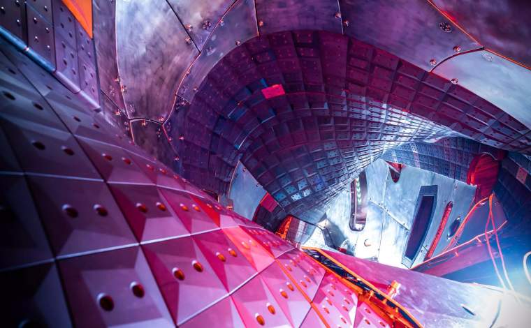 Vermutung aus der Stringtheorie bewiesen • pro-physik.de - Das Physikportal